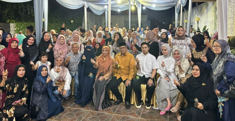 Dr. Maulana Silaturahmi di Rumah Konglomerat Hazrin Nurdin, Konsolidasi Keluarga Besar NH Dukung ...